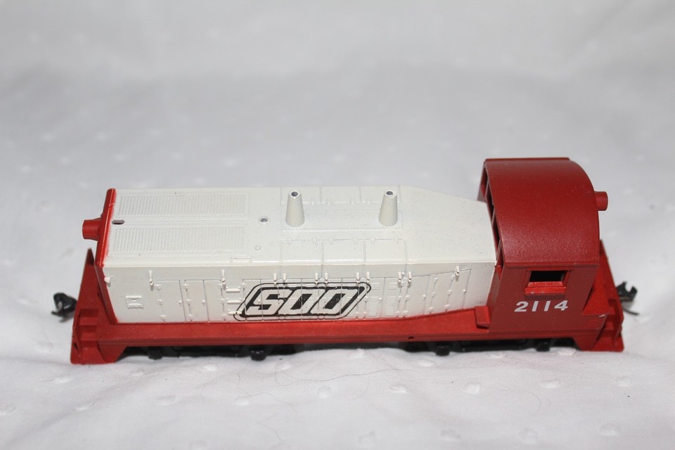 Soo line EMD SW-7 Athern switcher HO gauge Kadee couplers tested! | eBay
