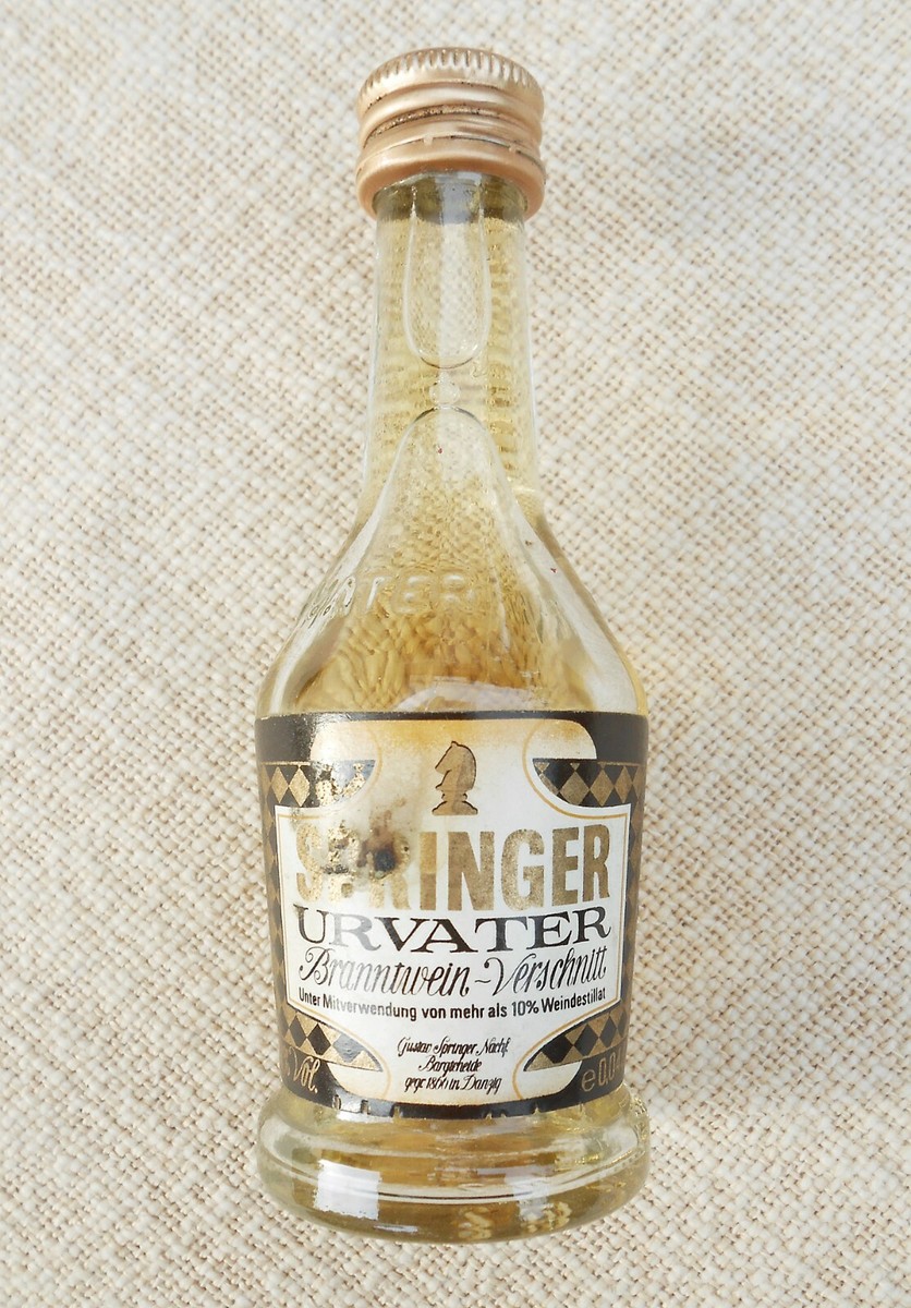 Springer Urvater Logo