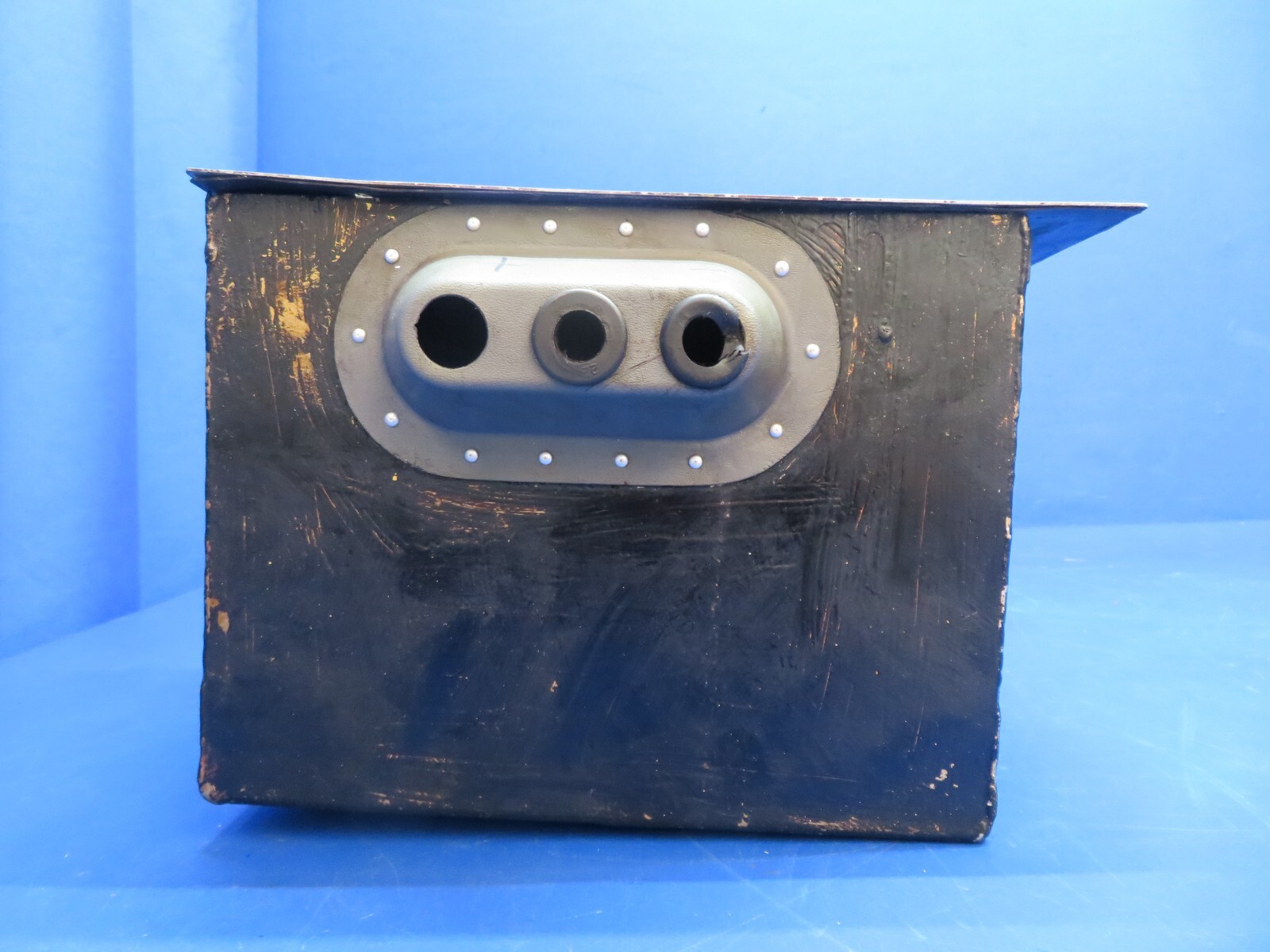 Beech 95-B55 Baron Battery Box Assy w/ Lid P/N 95-410006-19 (0123-528 ...