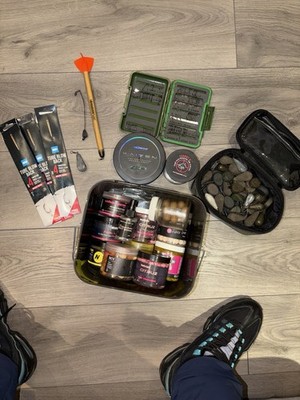 Carp Fishing Bundle Pop Ups /wafters, Marker Float Kit, 30+ Leads With ...