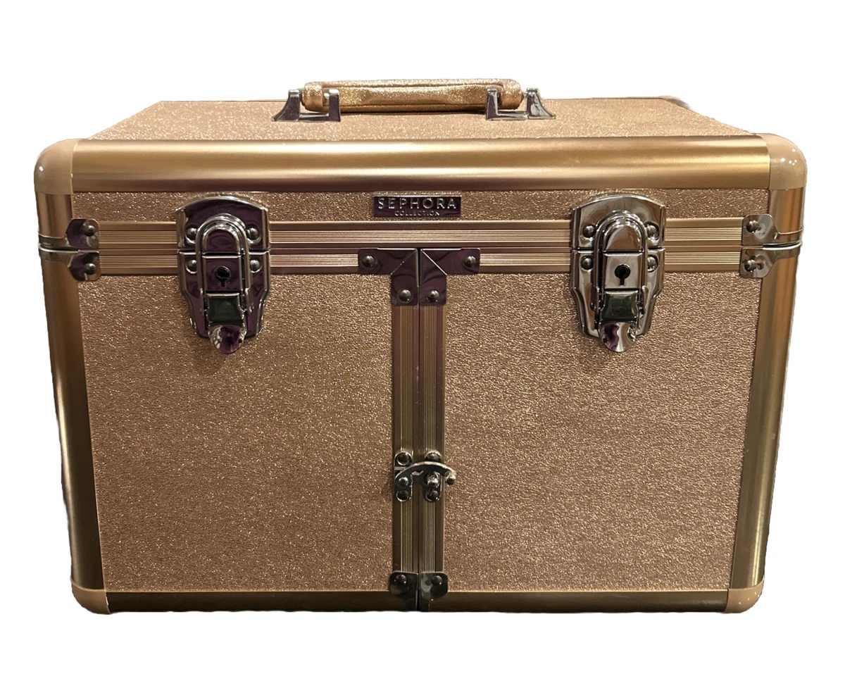 Makeup Trunks | Saubhaya Makeup