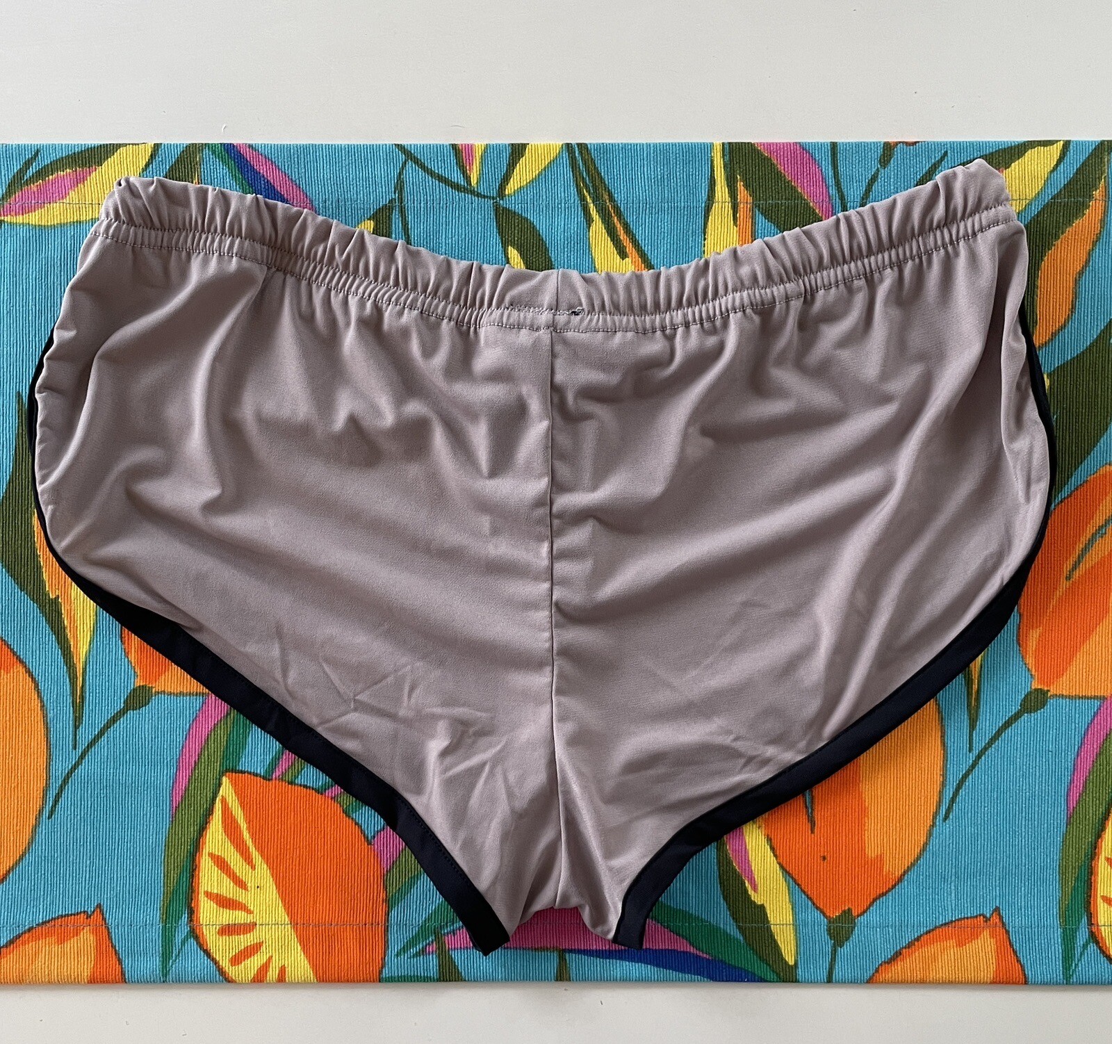 N2N Bodywear RC31 Champion Splits Tan Size M Side Split Drawstring Gym ...