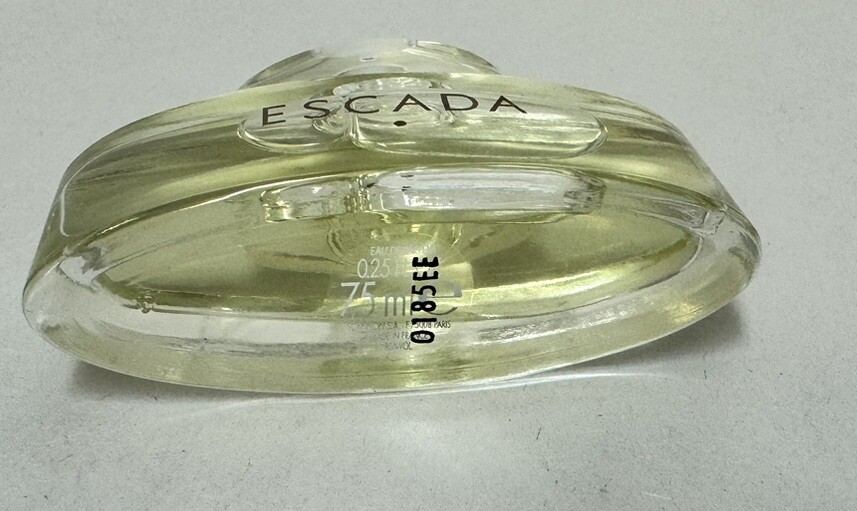 ESCADA SIGNATURE WOMEN MINI Perfume EDP 7.5 ML / 0.25 OZ New ...