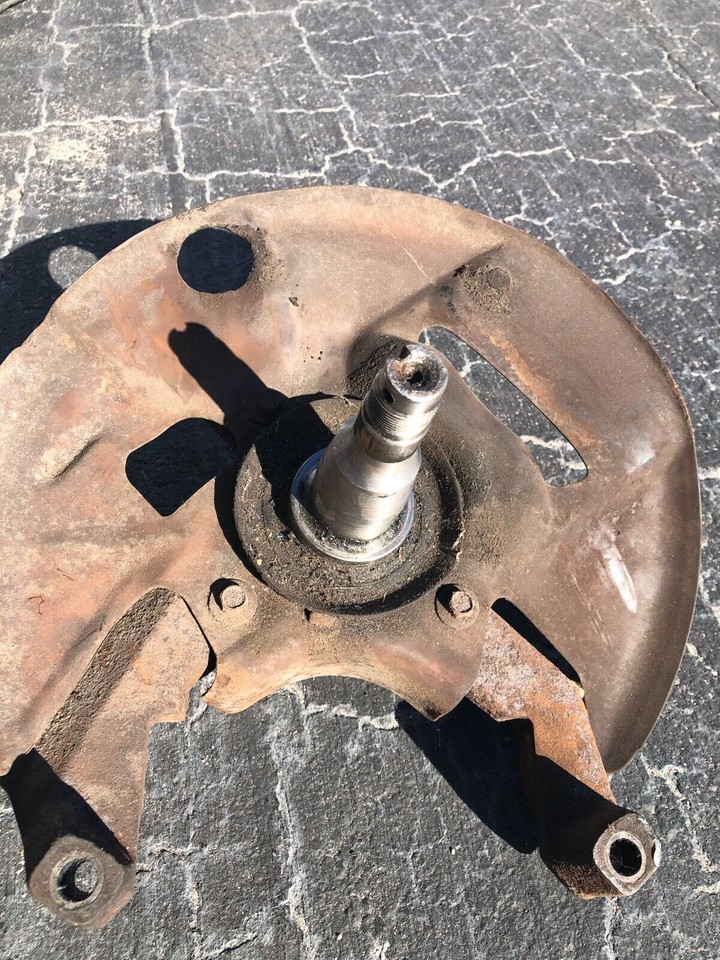 Vintage 1965-1973 Ford Mustang Lowering Front Spindles OEM 520077 | eBay