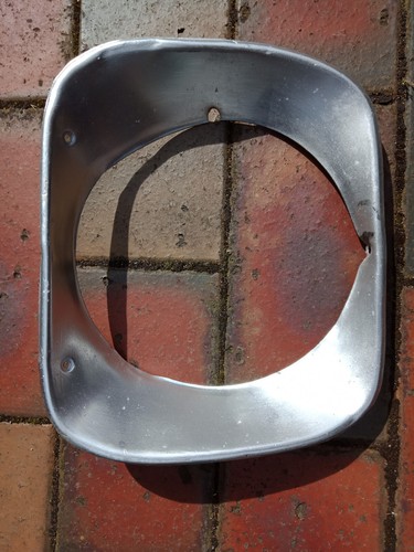 HOLDEN HQ HEADLIGHT SURROUND SINGLE FRONT MONARO GTS KINGSWOOD BELMONT ...