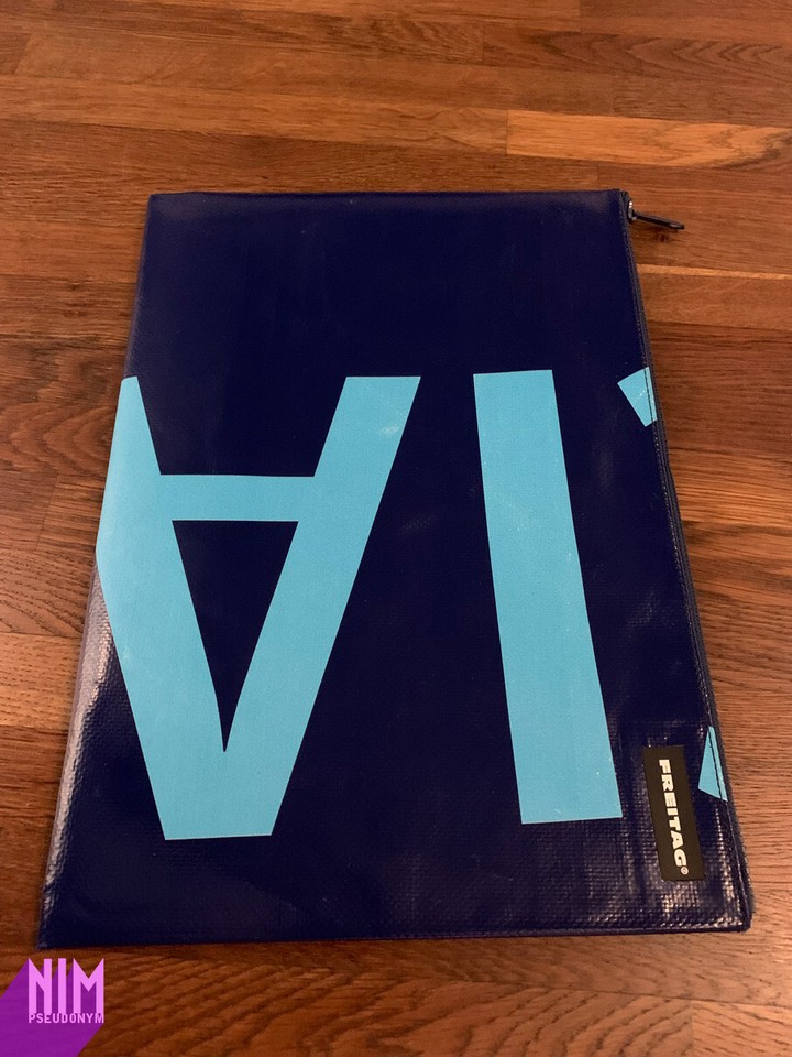 Freitag Dan F08 Blue Large Pouch Zip Wallet Bag Upcycled Tarpaulin | eBay