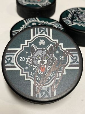 CHICAGO WOLVES SURPRISE PUCK St. Patrick’s Day SIGNED AUTO GAGE QUINNEY ...