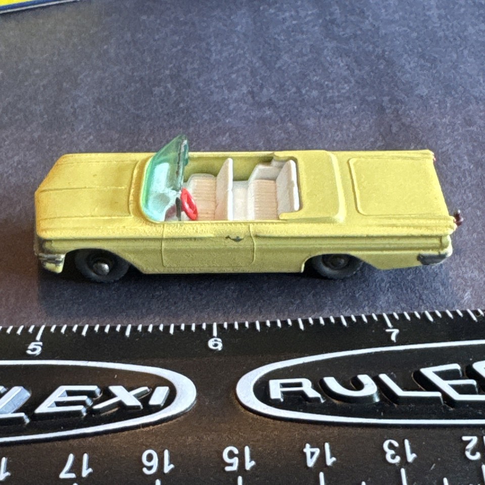 Matchbox Lesney No. 39 SPW Maroon Base Yellow Pontiac Convertible D ...