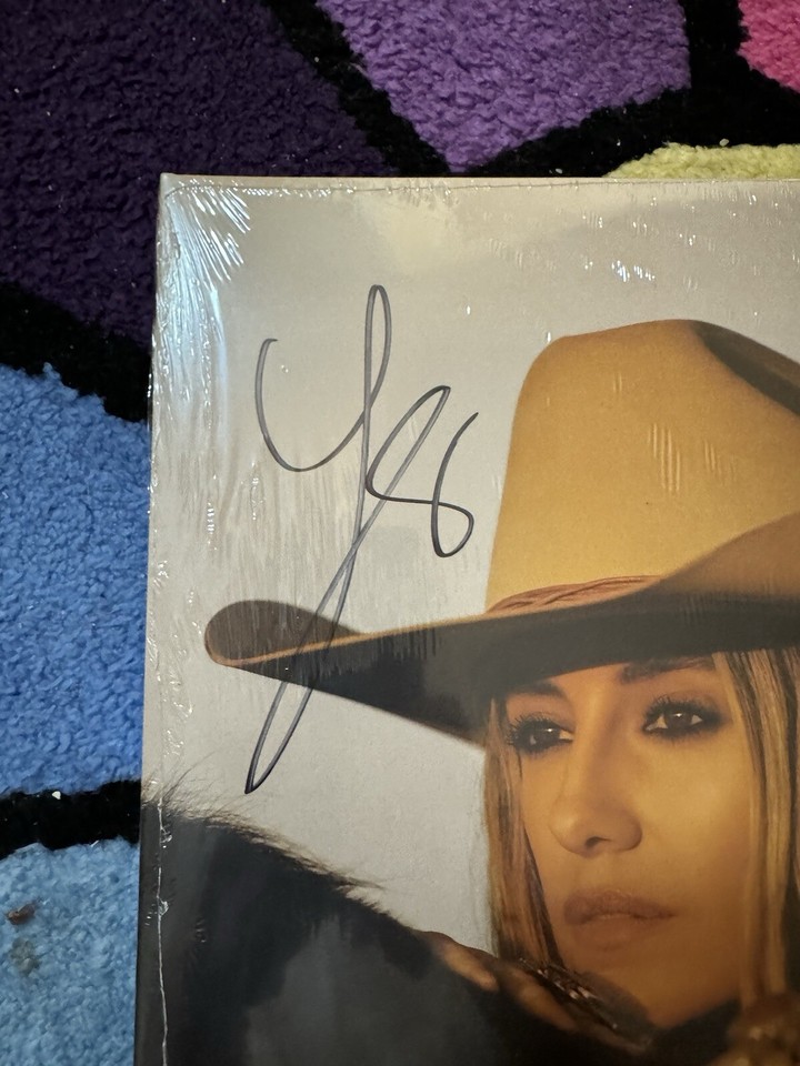 NEW LAINEY WILSON SIGNED COLORED VINYL WHIRLWIND AUTOGRAPHED IN HAND | eBay