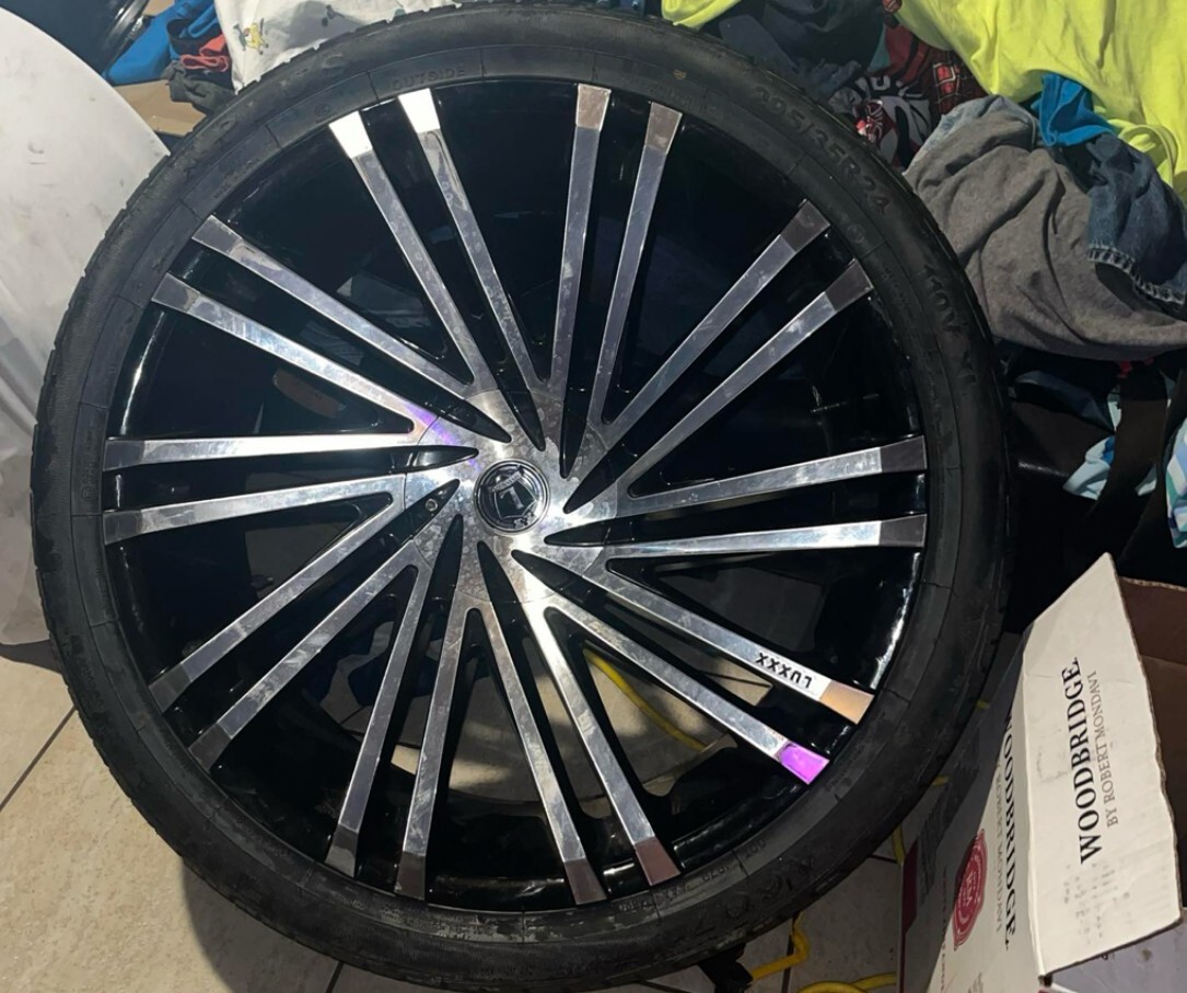 24 inch rims set of 4 Luxx 13's | eBay