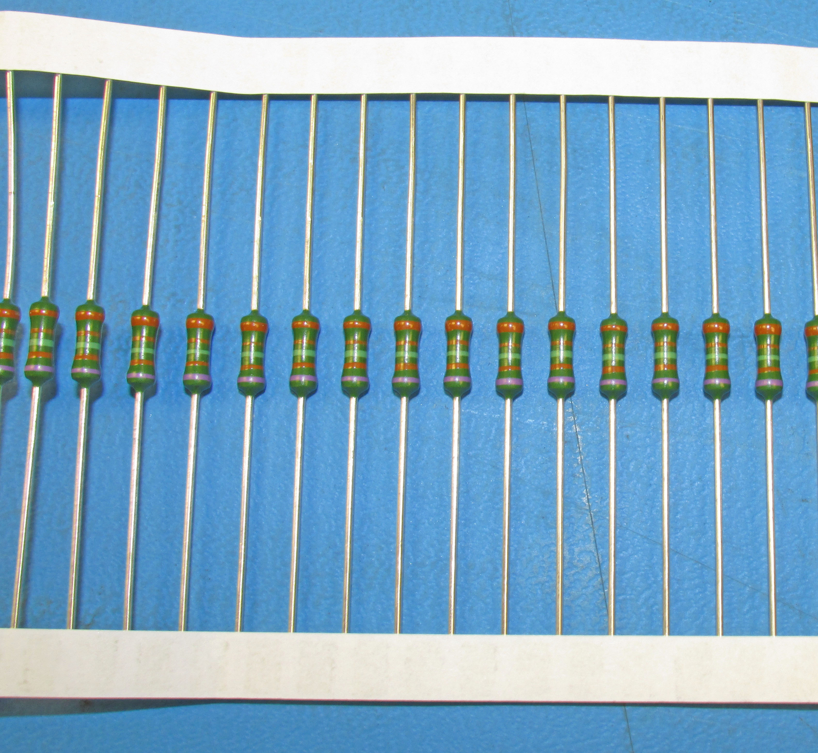 DRALORIC MK3-50-7K15-1%-A1 7.15K Ohm, 0.7W, 1% Metal Film Resistors New ...