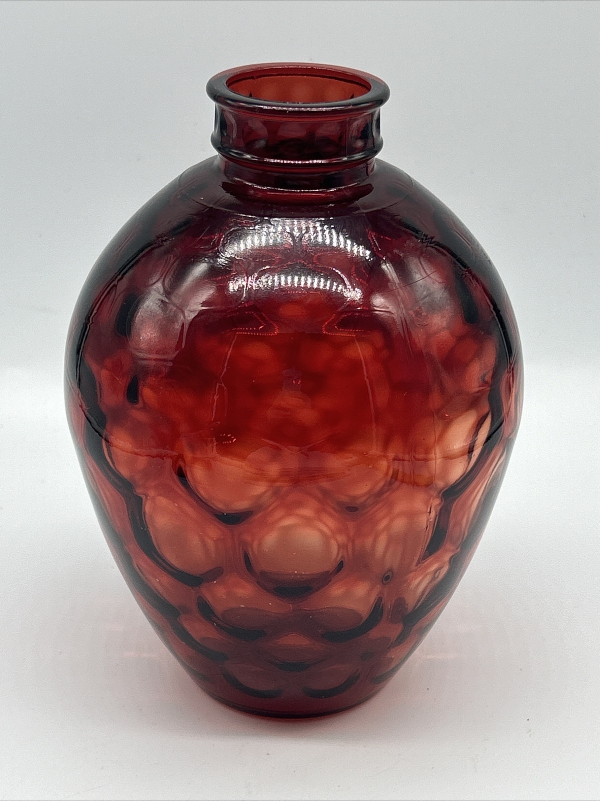 Wheaton 8-1/4” Ruby Red Honeycomb Reverse Optic Design Glass Vase ...