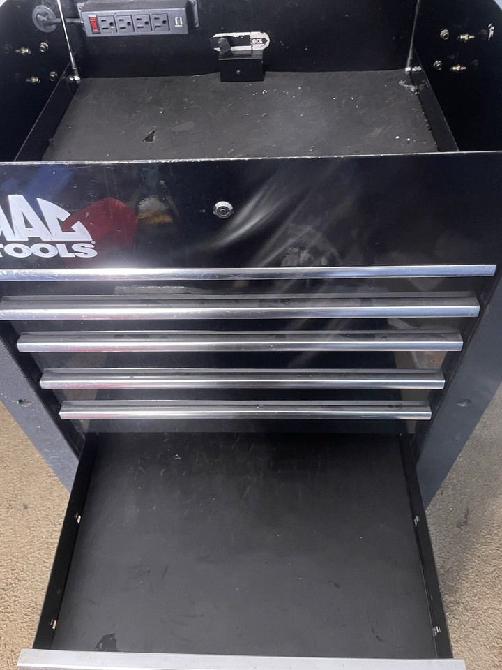MAC TOOLS BOX