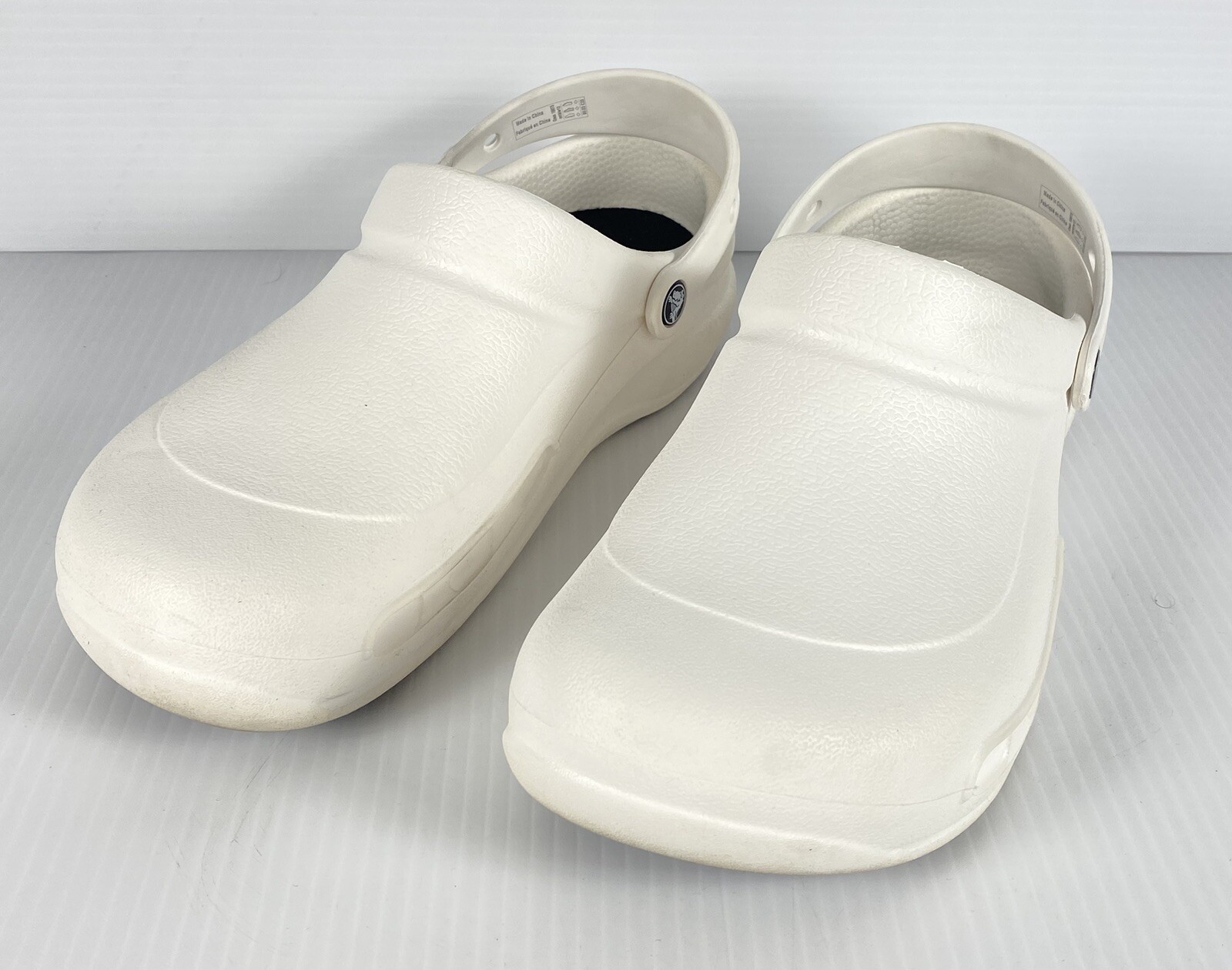 Crocs Bistro Clogs Slip Resistant Work Shoes – Chef / Nurse Kitchen ...