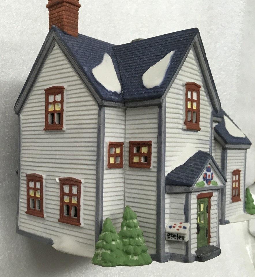 Dept 56 New England Village Pennsylvania Dutch Farmhouse #5648-0 | eBay