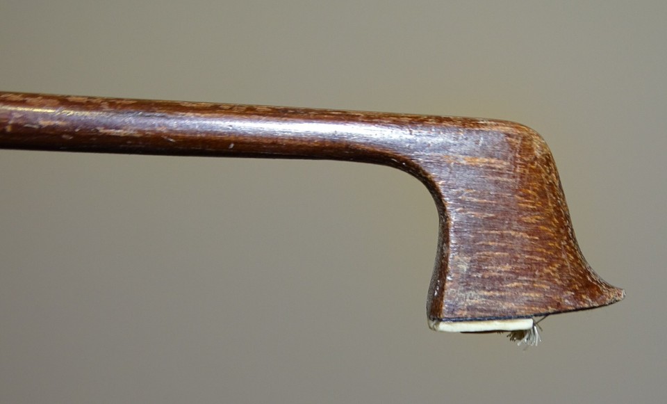 OLD LABELLED VIOLIN BOW labelled BAUSCH CZECHOSLOVAKIA - FOR RENOVATION ...