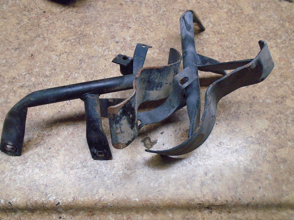 08 China Xingyue XY150T-7 150 CC Pathfinder Fairing Mount Bracket Brace ...