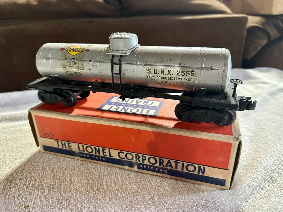 Lionel Trains - 2555 Single Dome Sunoco Tank Car with Original Box | eBay