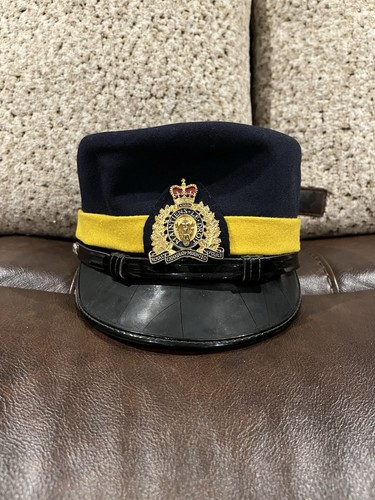 RCMP Royal Canadian Mounted Police Women Pill Box Hat Circa 1970’s | eBay