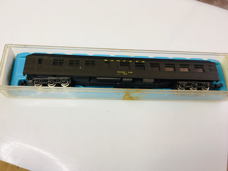 Santa Fe Dining Car 1418 N Scale Trains | eBay