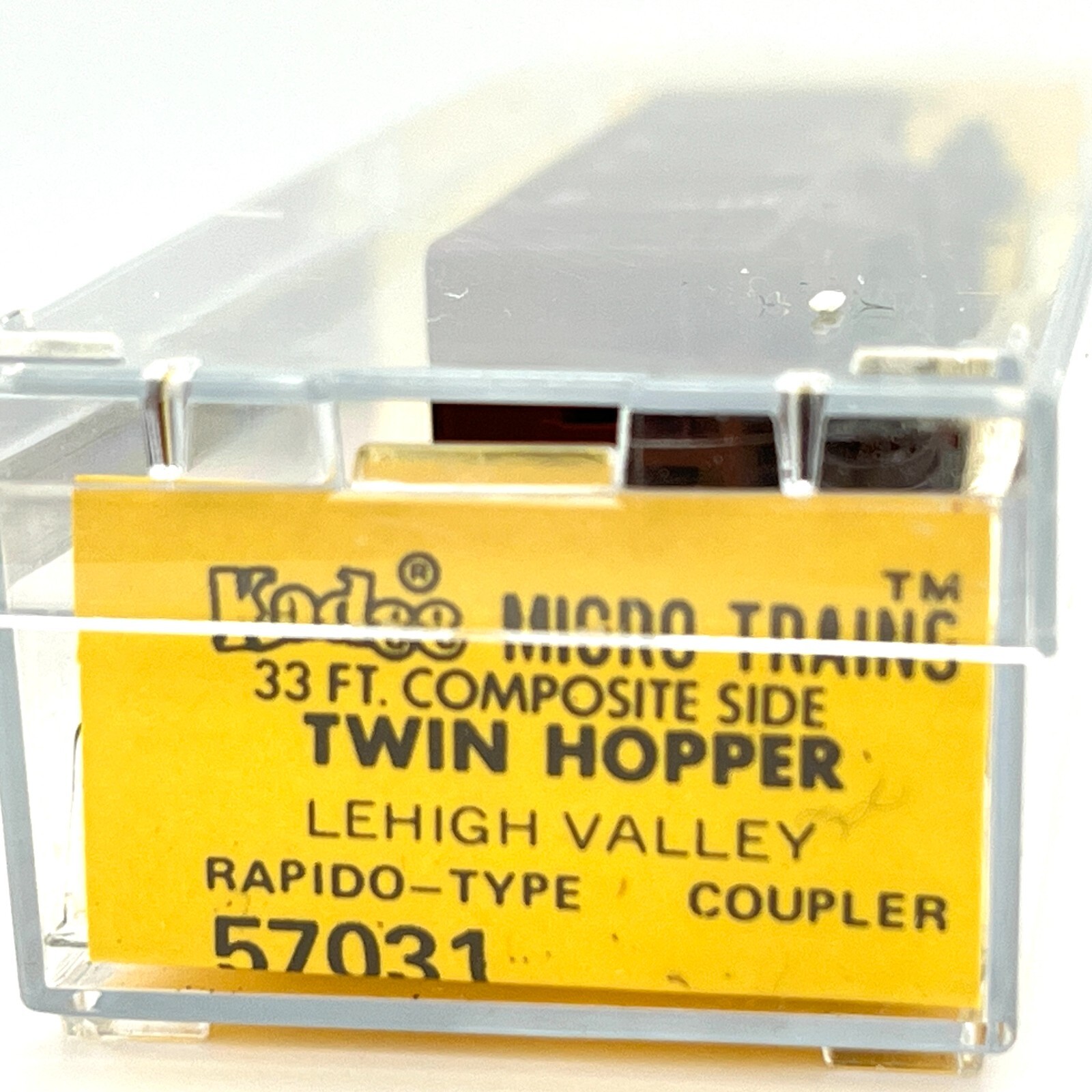 Micro-Trains 57031 Lehigh Valley 33 ft 2 Bay Composite Hopper LV 14001 ...