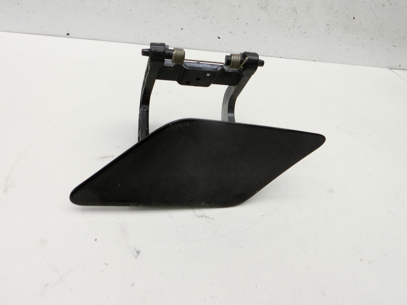 Mercedes-Benz CLS C218 Left Side Headlamp Washer Cover Cap A2188800405 ...