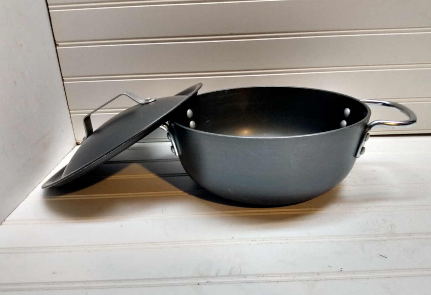 Calphalon Braiser 3Qt Commercial Aluminum Sauce Pot Sauté Fry Pan & Lid ...