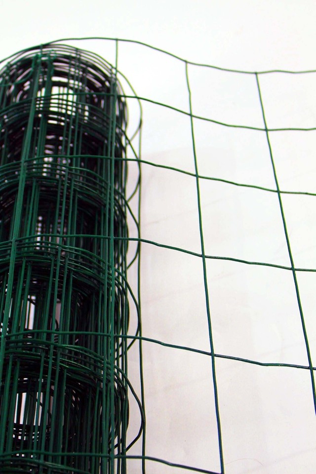 PVC Coated Wire Fencing Mesh 90cm or 120cm Height Green Galvanised ...