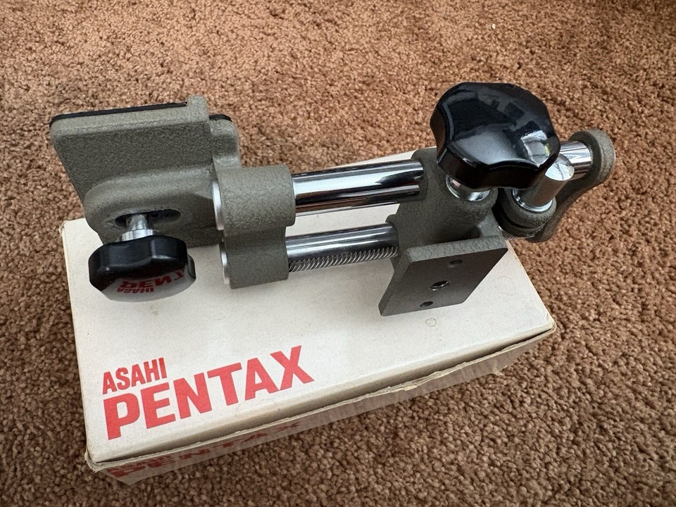 Asahi PENTAX Camera Macro Focus Rail Great Condition With Original Box ...