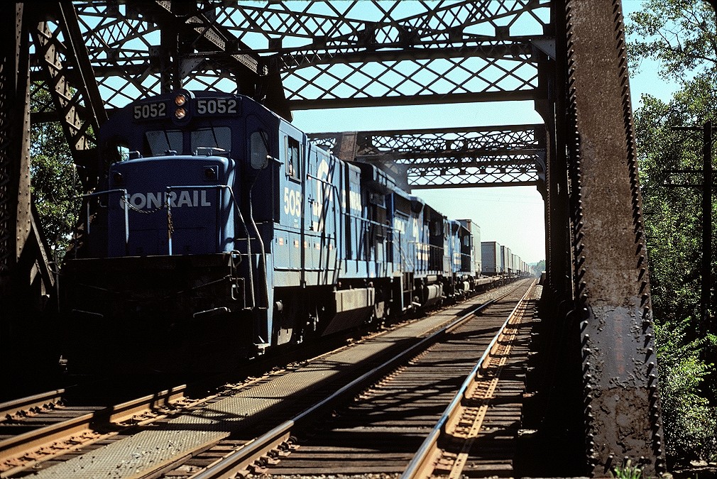 ConRail (CR) - B36-7 - #5052 - Original 35mm Slide. | eBay
