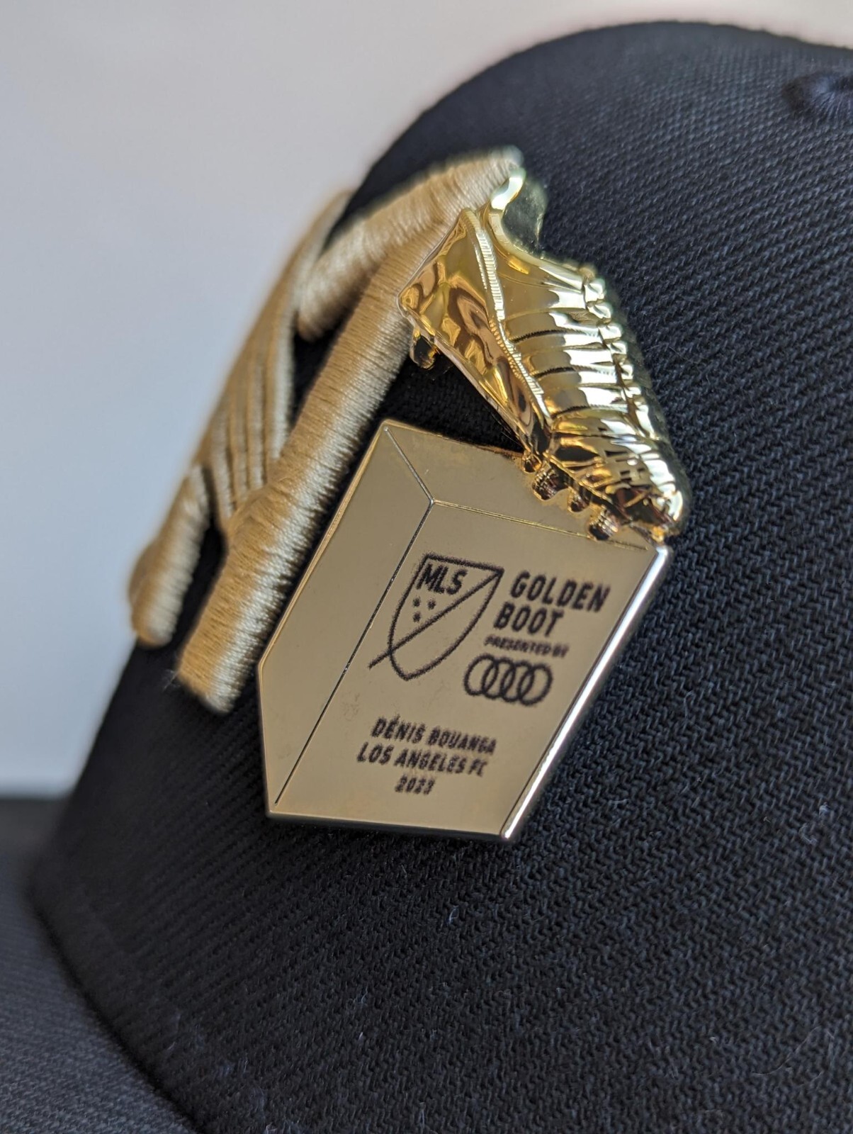 LAFC PIN MLS GOLDEN BOOT TROPHY DENNIS BOUANGA 99 VEST JACKET SHIRT HAT ...
