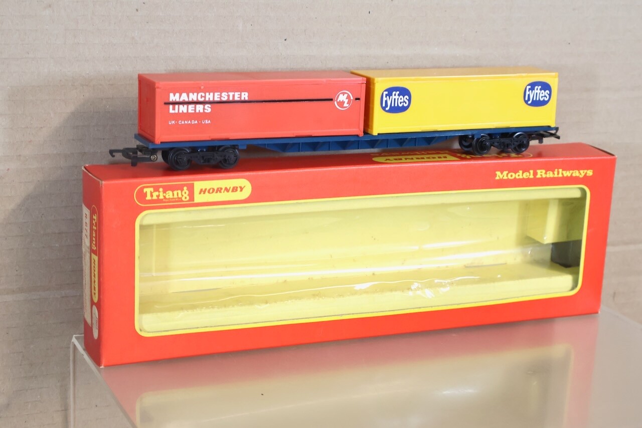 TRIANG HORNBY R677 BR FREIGHTLINER FYFFES MANCHESTER LINES CONTAINER ...