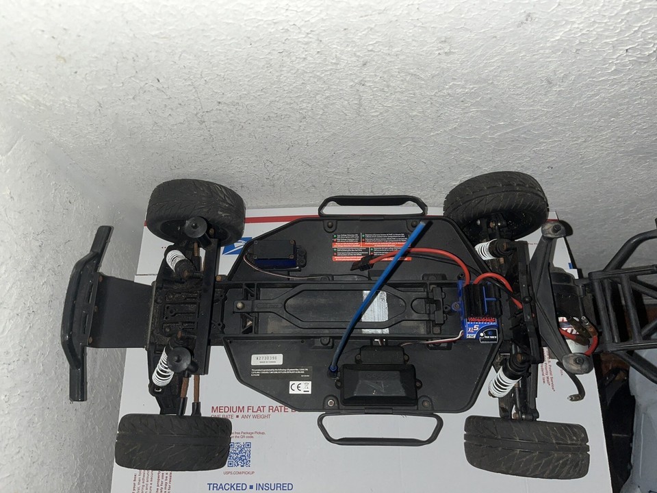 TRAXXAS Ford F-150 Raptor RC ARTR Need New Motor/include Remote Esc And ...