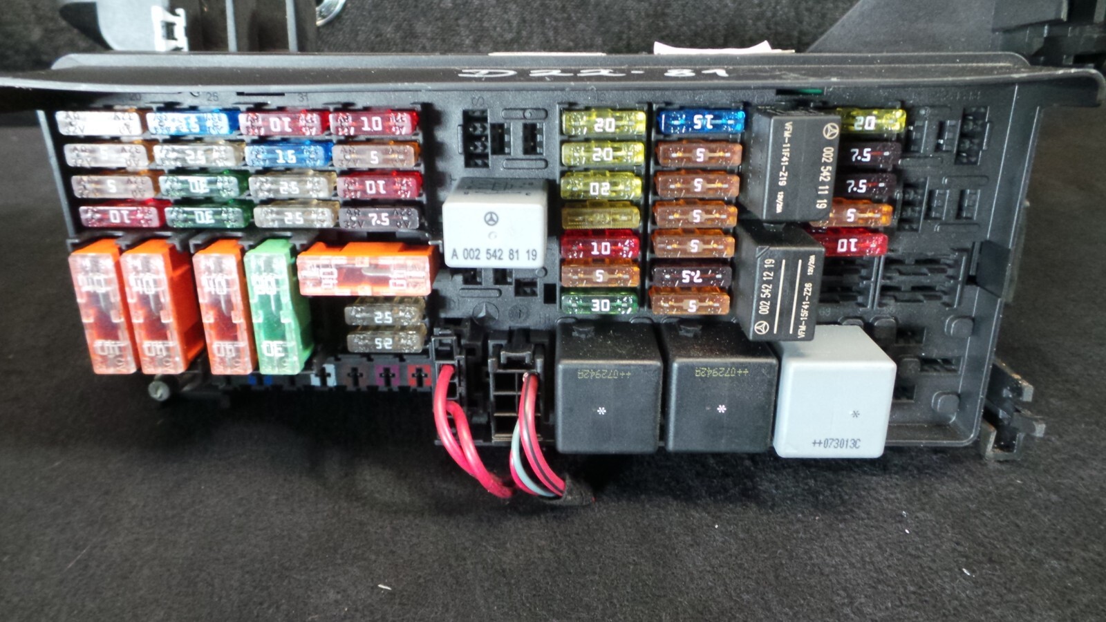 D22-81 * MERCEDES BENZ W164 C-Klasse Sicherungskasten A1645403072 | eBay.de