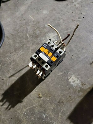 Relays - Telemecanique Control Relay