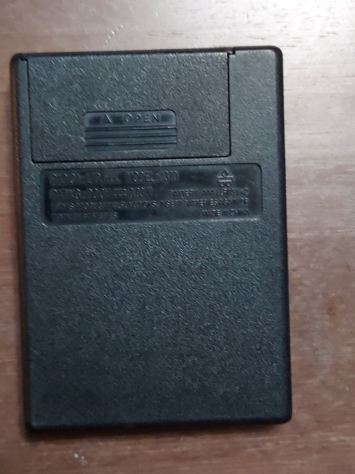 VINTAGE 90s RADICA BLACK POCKET SLOT MACHINE HANDHELD GAME MODEL 1370 ...