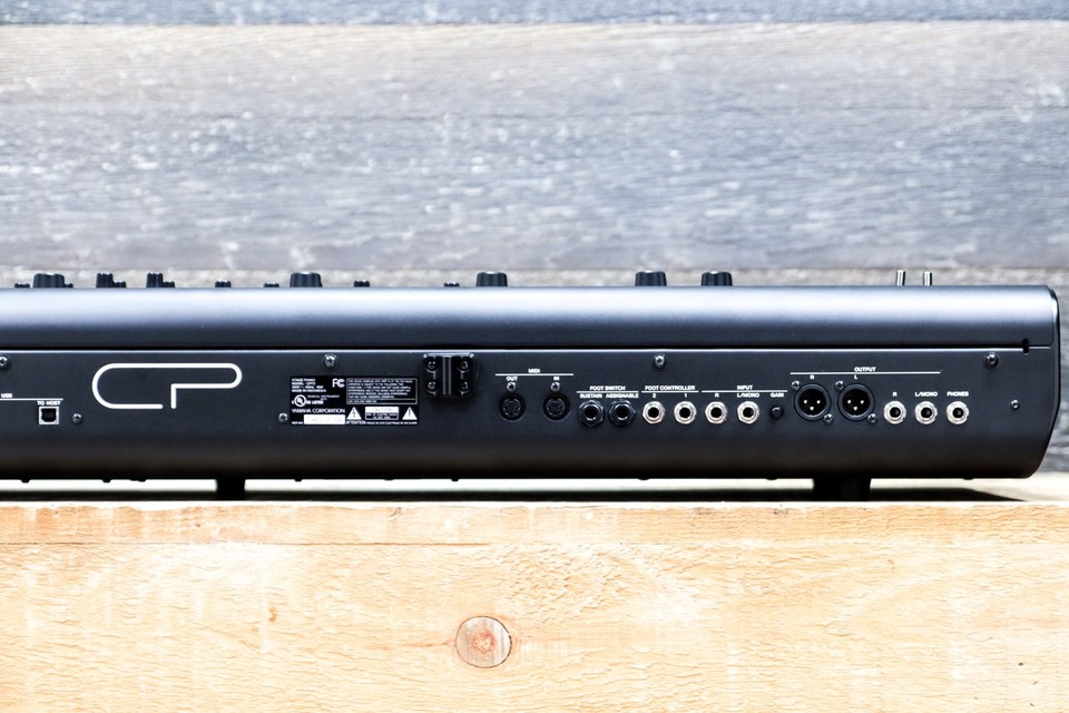 Yamaha CP73 Stage Piano Balanced Hammer Action 73-Note Keyboard ...