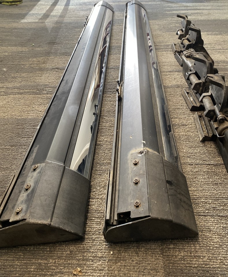 2007-2014 Cadillac Escalade OEM Power Running Board Retractable Side ...