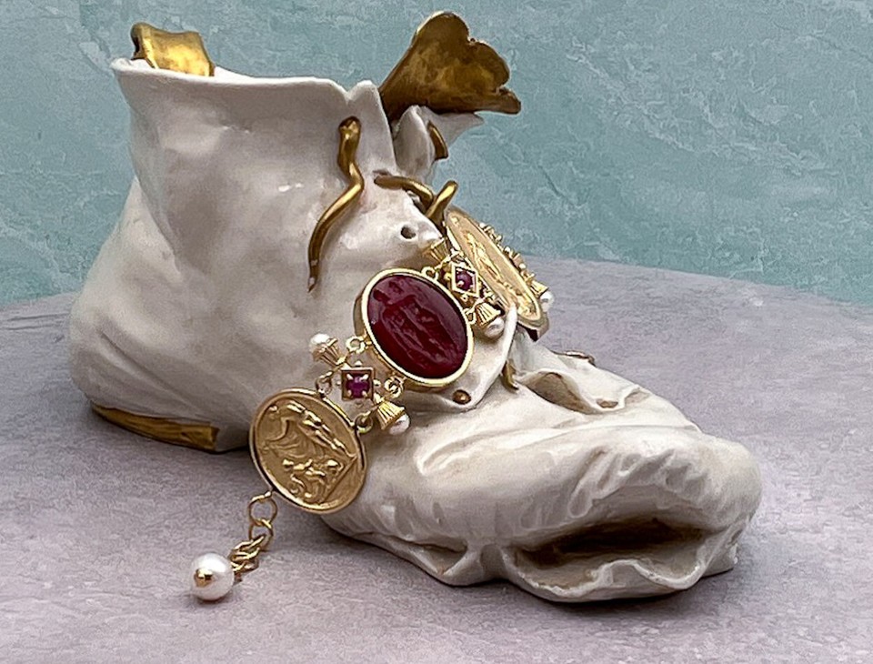 TAGLIAMONTE (SH071-RED) 18K Cameo Bracelet*Rubies*32GM*Medusa*Reg.$7500 ...