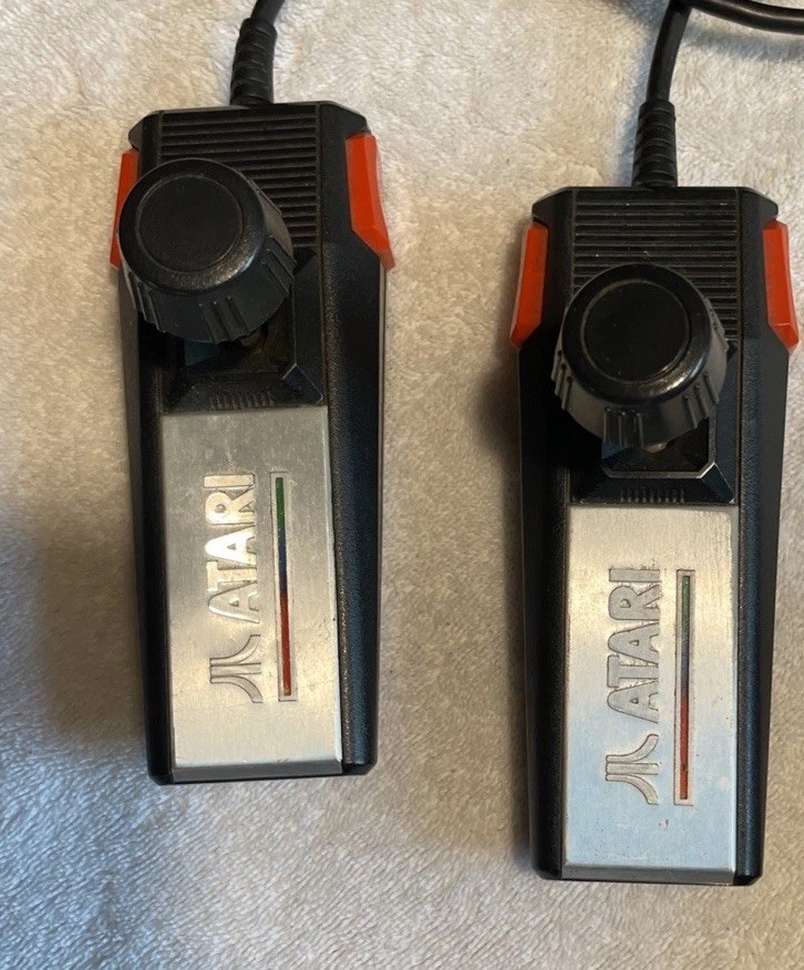 Atari 7800 ProSystem Video Game Console and 2 controllers. UNTESTED | eBay