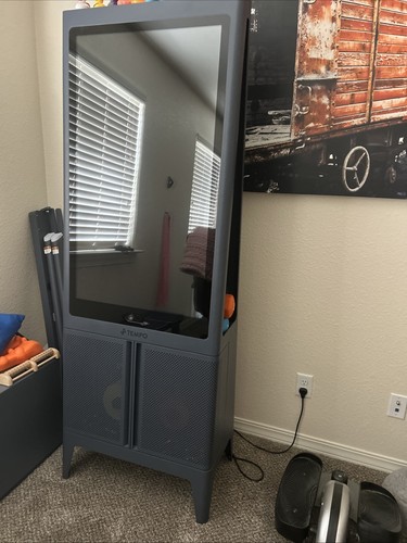 Tempo Home Smart Gym Studio- All accessories Included—Excellent ...