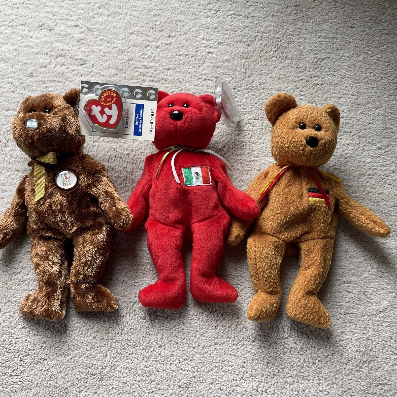 Lot of (3) Ty International Beanie Babies: Osito, Germania, Argentina ...