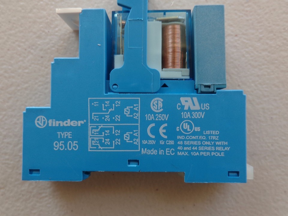 FINDER TYPE 40.52 RELAY 24VDC SOCKET 95.05 & MINIATURE DIODE 9902-9024. ...