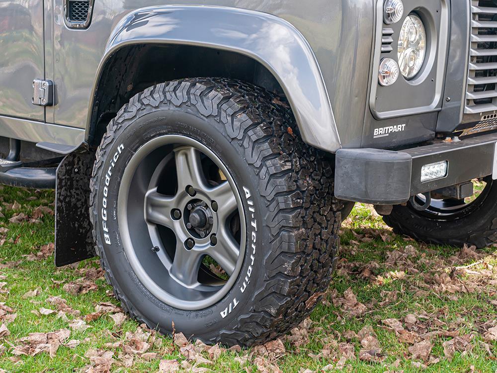 Land Rover Defender 18x9" Caradoc Alloy Wheel - DA3522 | eBay