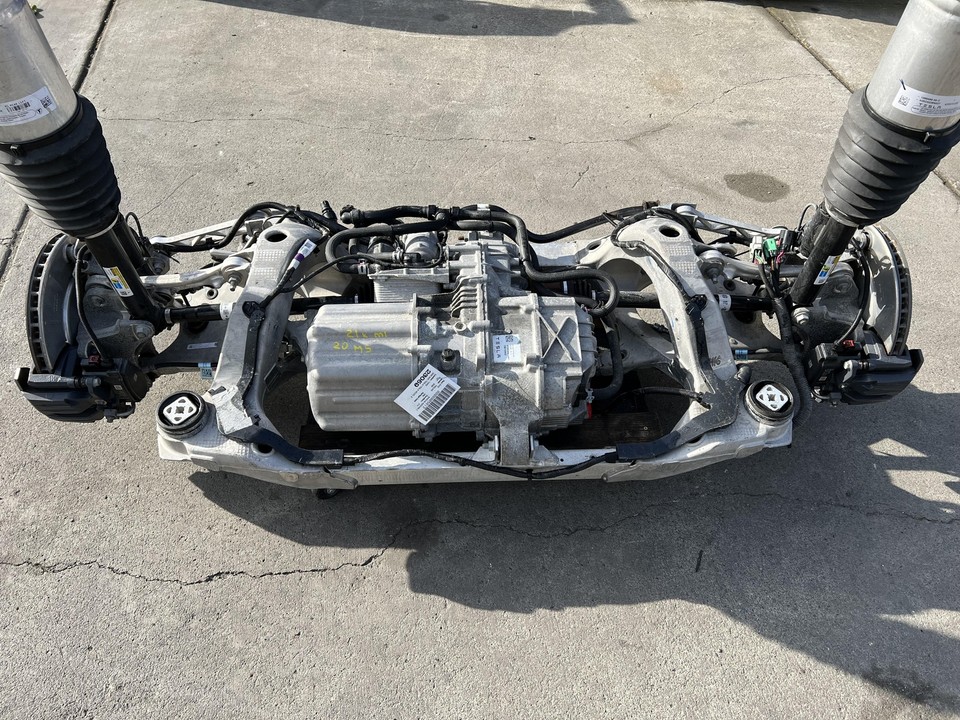 2020-2021 Tesla Tesla Model S Rear Drive Unit Electric Motor 1037000-20 ...