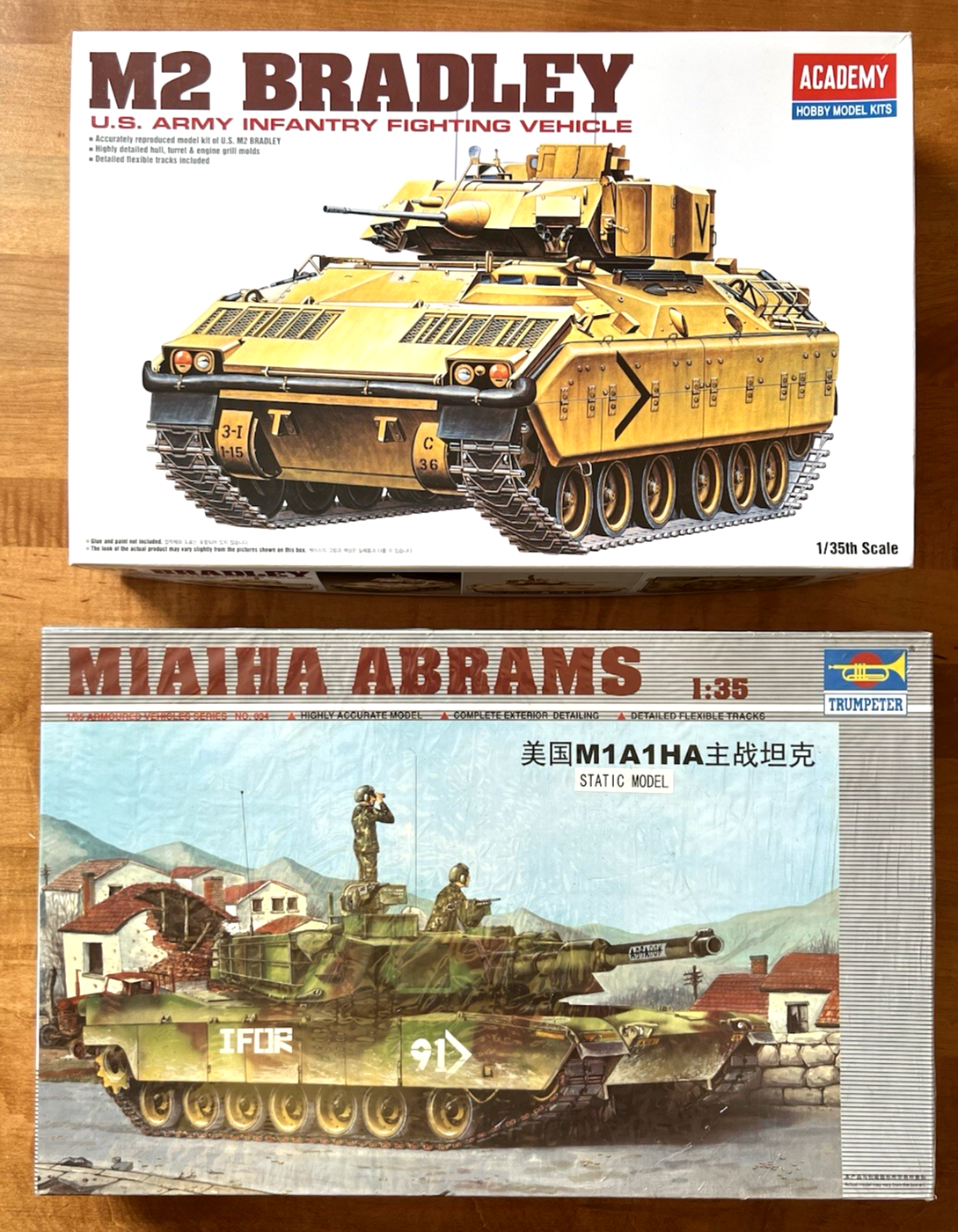1/35 Scale U.S. Armor Model Kits, M1A1 HA Abrams MBT & M2 Bradley IFV ...