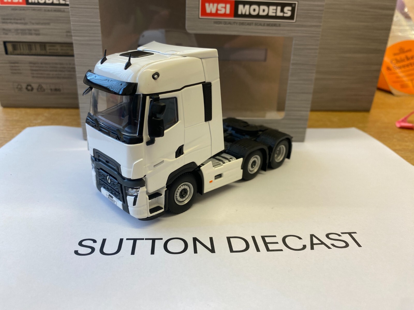 WSI 03-2046 Renault T High Evo 6x2 Twin Steer Plain White Tractor Unit ...