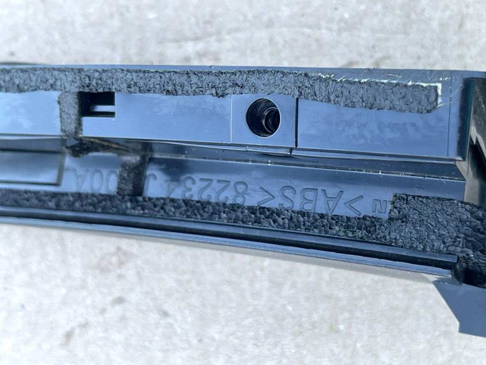 2010 NISSAN ROGUE REAR DOOR WINDOW CORNER TRIM GARNISH SASH COVER RIGHT ...