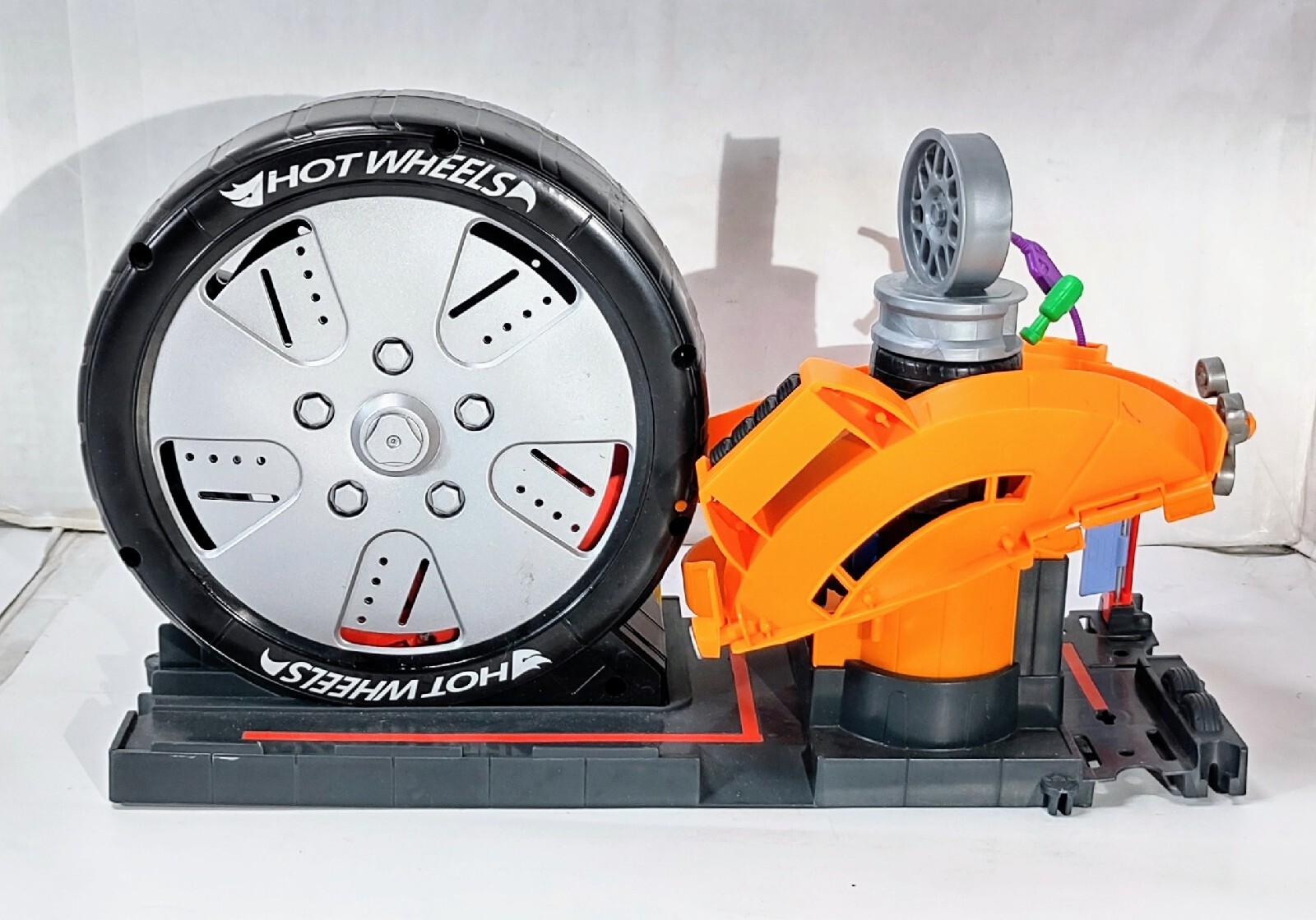 Hot Wheels FNB17 Pit Stop Launcher Play Set | eBay
