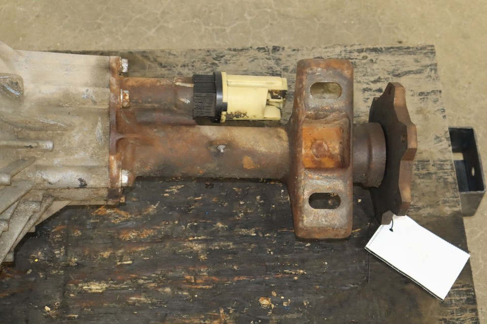 99-10 Chevy GMC 2500HD Front Differential Carrier 3.73 GT4 OEM | eBay